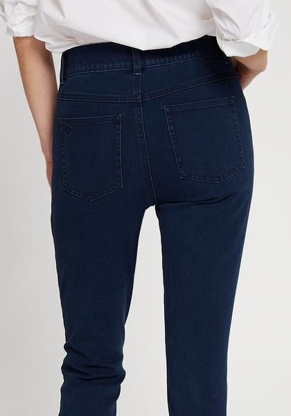 Signature Mid-Rise Denim | Skinny (Dark Indigo) | Betabrand